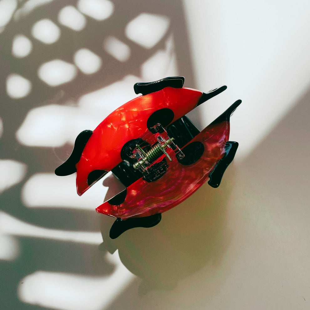Velvet Claws Ladybug Hair Claw – The Bullish Store